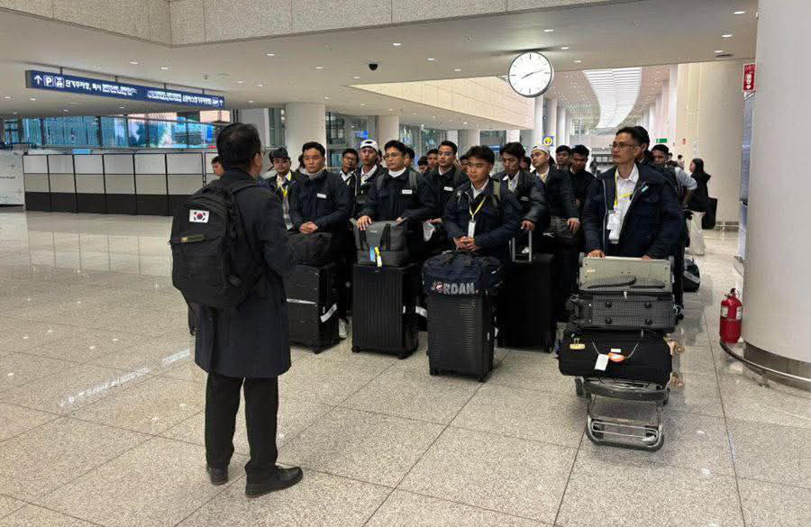 Myanmar EPS recruits land in S Korea to warm embassy welcome | Myanmar ...