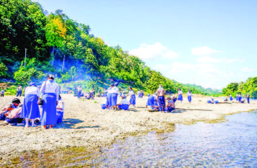Sagu scouts explore Shwesettaw Mannchaung Elephant Camp on field trip ...