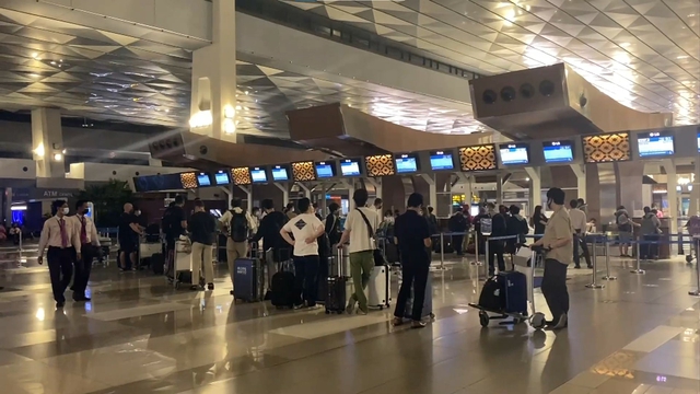 Southeast Asian countries ease restrictions on foreign travelers ...