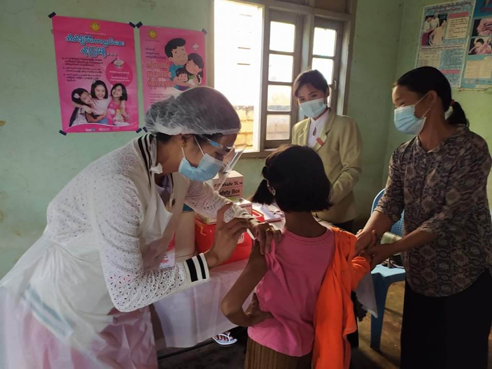 မိုးနဲမြို့၌ အိတ်ချ်ပီဗီhpv သားအိမ်ခေါင်း ကင်ဆာကာကွယ်ဆေး ရပ်ကွက်နှင့်ကျေးရွာများတွင် ဆက်လက 