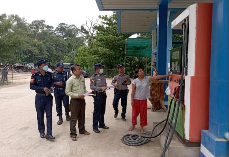 စလင်းမြို့နယ်တွင် စက်သုံးဆီအရောင်းဆိုင်များ အကန့်အသတ်ဖြင့် ရောင်းချခြင